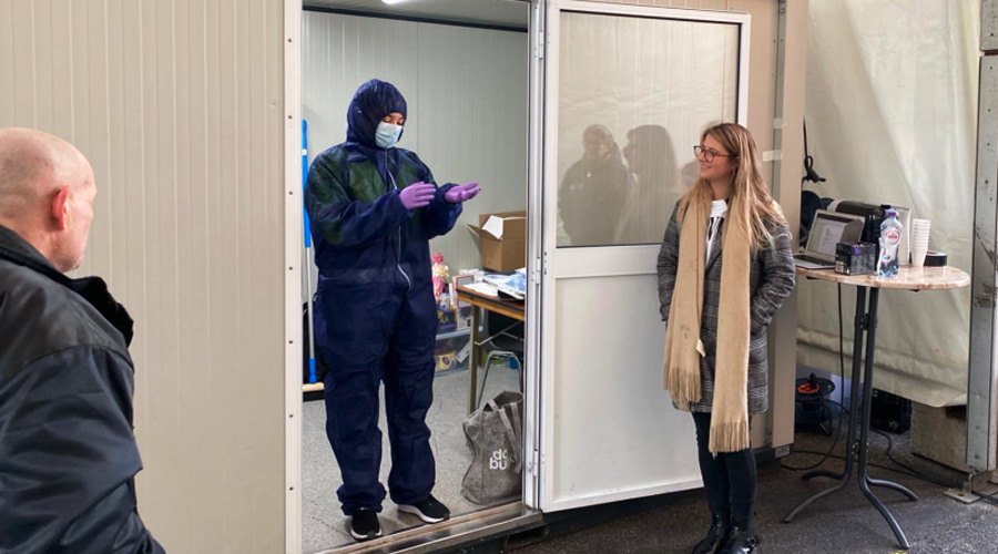 EHBO in NL nu 6 maanden betrokken bij corona testraat A'dam